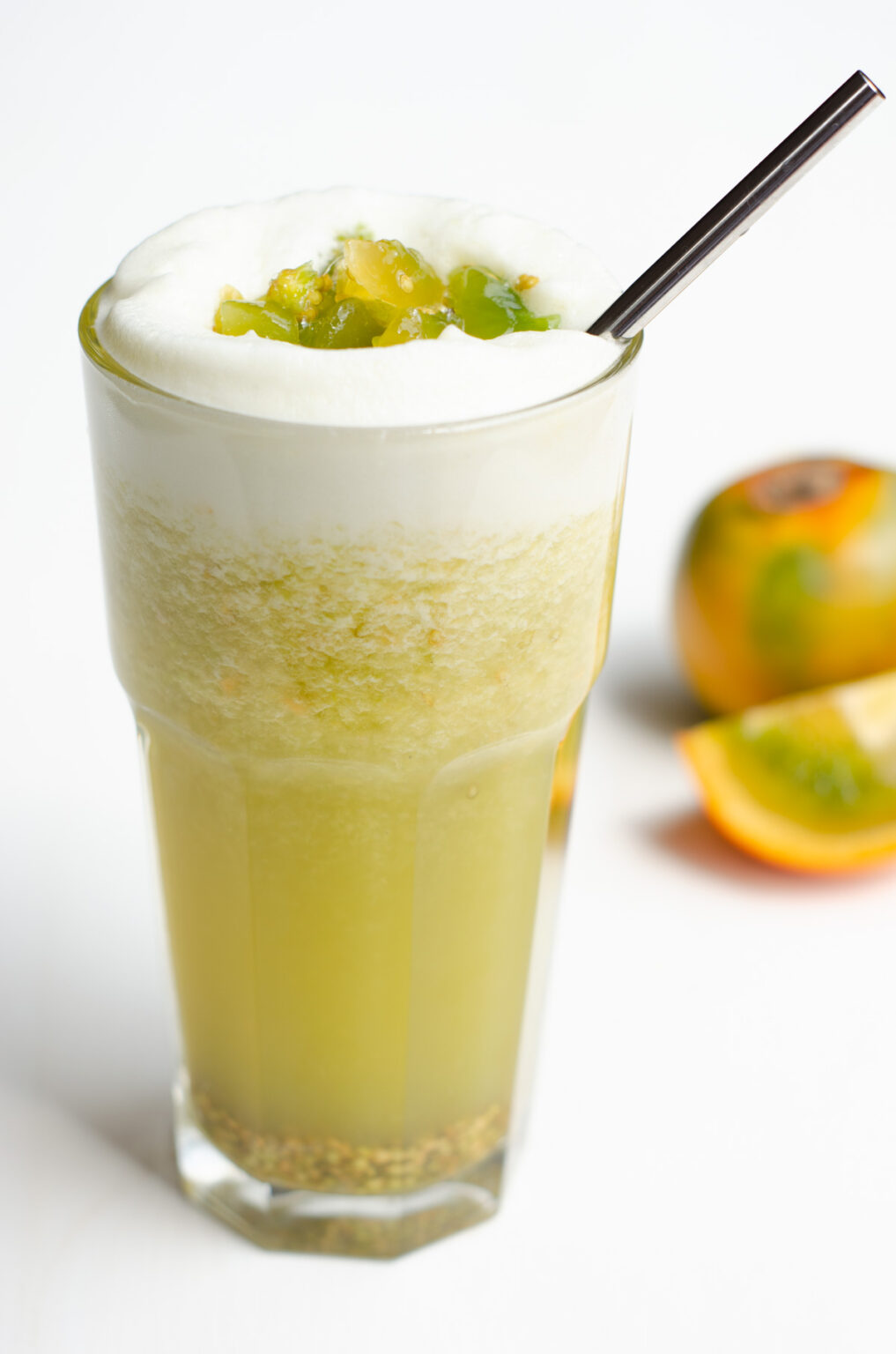 Lulada Colombiana (Bebida de Lulo/Naranjilla) - Vecina Vegetariana