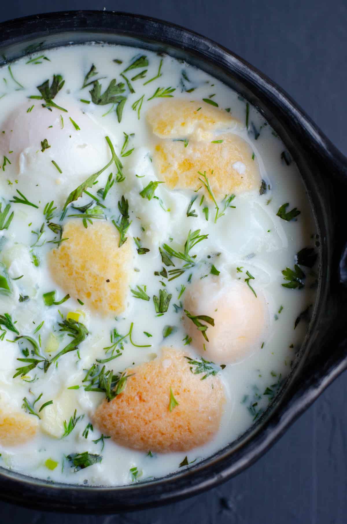 Colombian Milk and Eggs Breakfast Soup (Changua) - Vecina Vegetariana