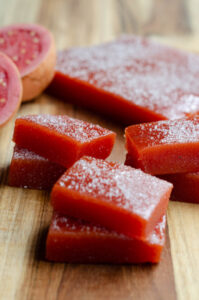 Guava Paste Recipe (Colombian Bocadillo) - Vecina Vegetariana